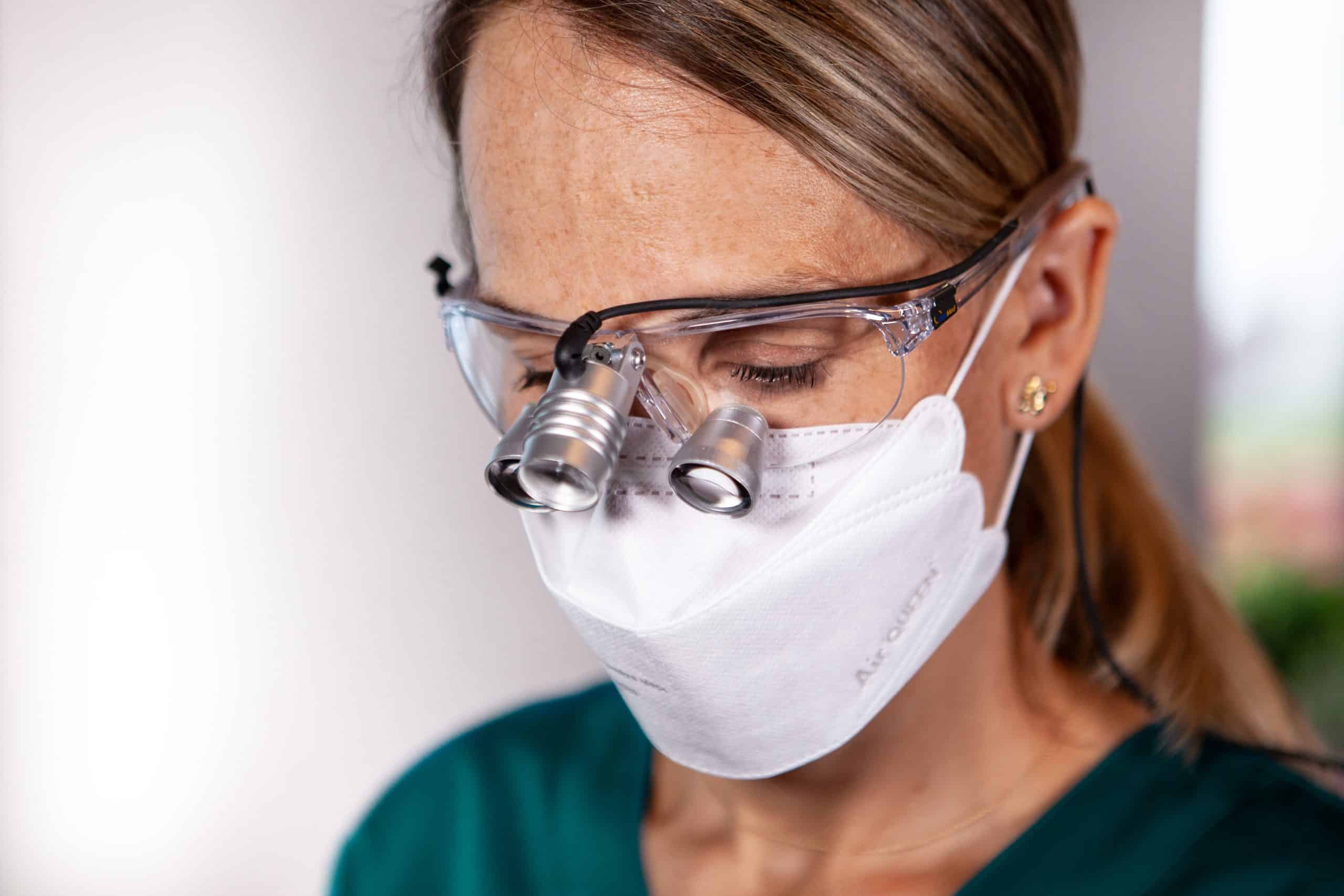 Zahnärztliche Chirurgie - Zahnärzte Dr. Simone Wohn und Dr. Michael Ites