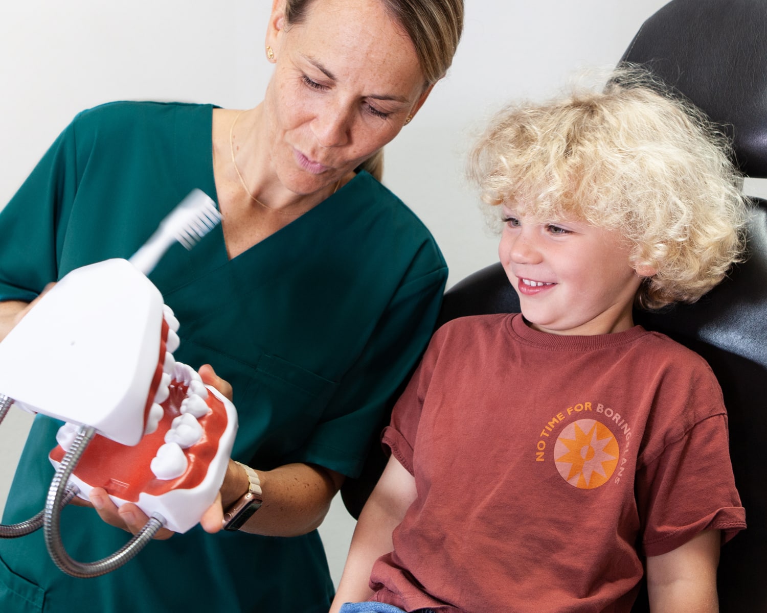 Kinderbehandlung - Zahnärzte Dr. Simone Wohn und Dr. Michael Ites